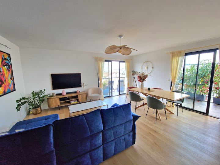 100m2 Avec Terrasse Et Garage - Bordeaux