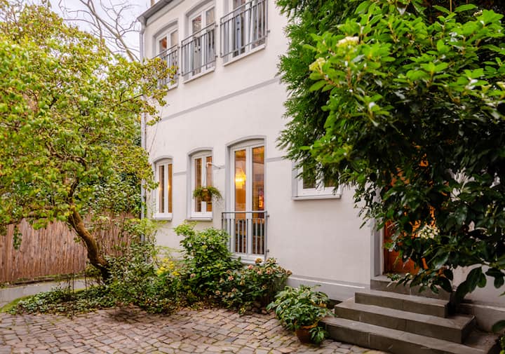 The Cottage St. Pauli – Central, Quiet, Garden - Hambourg