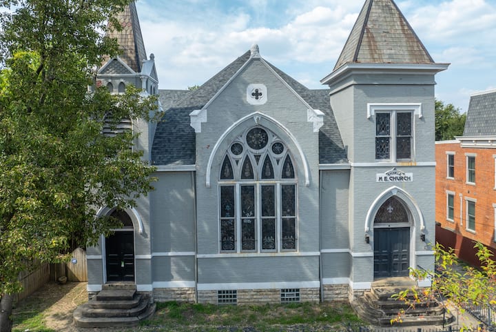 The Church House In Covington By Mom 'N 'Em Coffee - Covington, KY