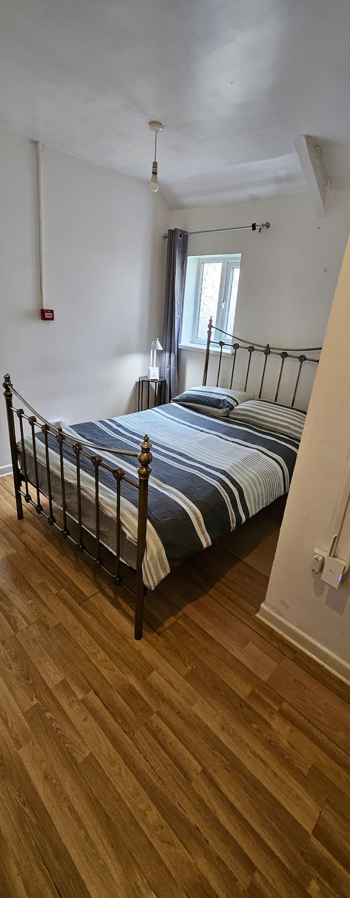 No Frills & Nothing Fancy 1 Bed Studio City Centre - Cardiff