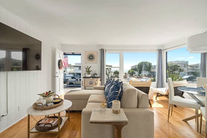 Lower Beach Bungalow, Steps To Sand Sleeps Up To 6 - Redondo Beach, CA