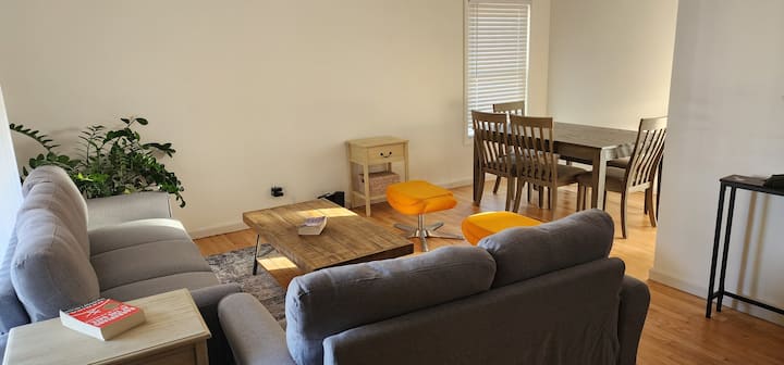 $195/day - Clean 2 Bedrooms 1 Full Bath House - Carson, CA