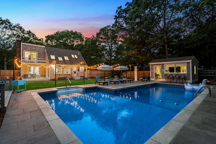 Stunning Cape Home - Inground Pool, 5 Min To Beach - Barnstable, MA