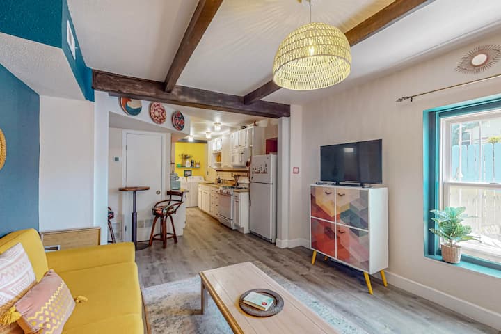 Charming Nook! Fire Pit, Secure, And Cozy! - Albuquerque, NM