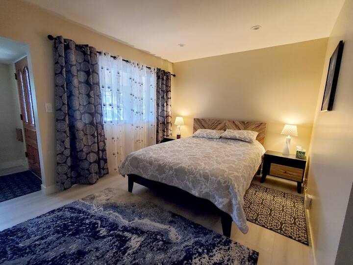 A Unique Place+bathroom+parking - El Segundo, CA