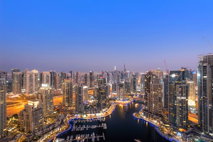 Marina View 1br— Chic Stay In Dubai’s Vibrant Walk - Dubai Marina