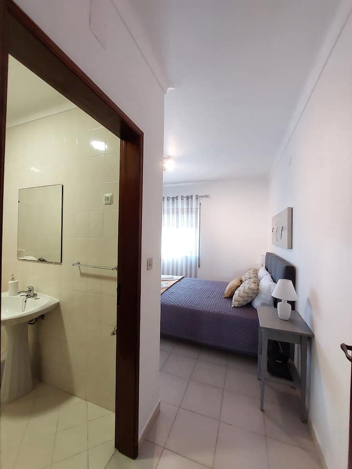 2-bedroom 1st Floor 200m From The Beach - Vila Nova de Milfontes
