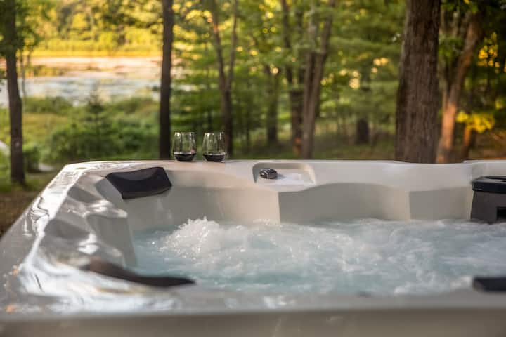 Hot Tub/lake View/fire Pit/disc Golf/dog Friendly - Michigan