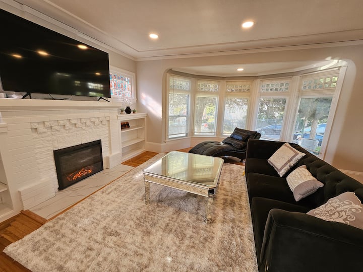 5 Brs 2 Baths New Duplex House Near Lake Merritt - Oakland, CA