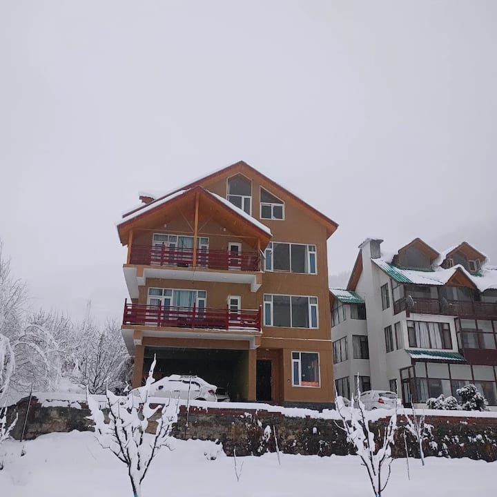 The Himalayan Roost - Manali