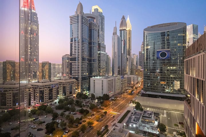 Stylish 1br | Difc Skyline, Pool & Burj Khalifa - Dubaï