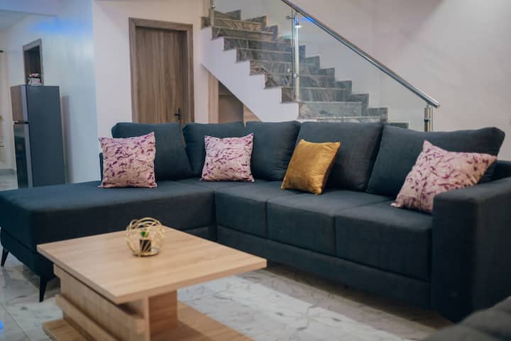 Serviced 3bed Duplex In Bodija - Ibadan
