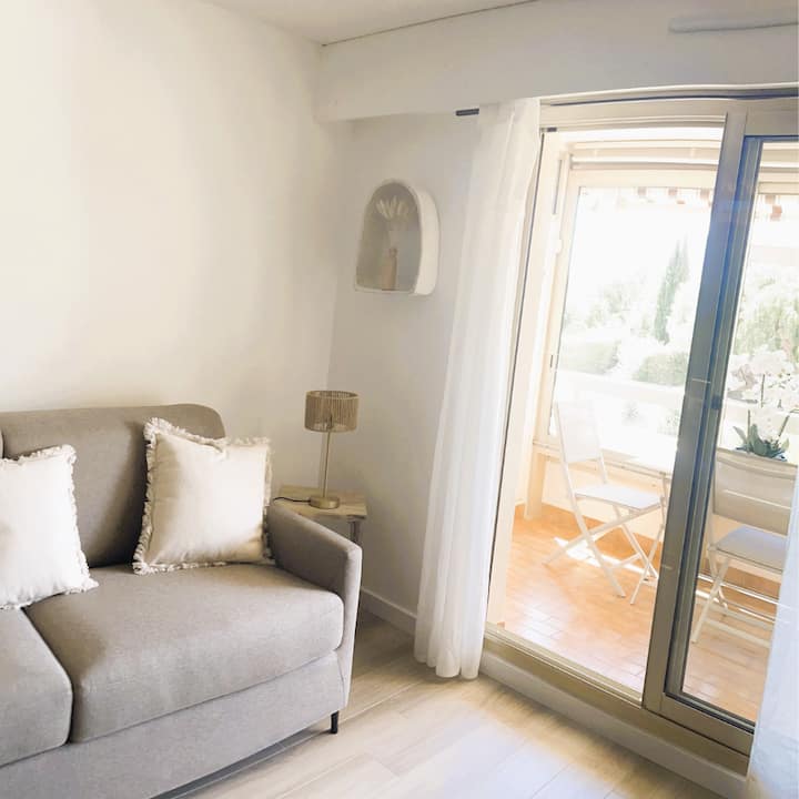 Charmant Studio - La Londe-les-Maures