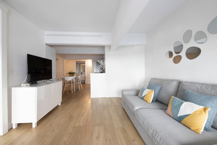 Surf Beach Hideaway - Donostia-San Sebastian