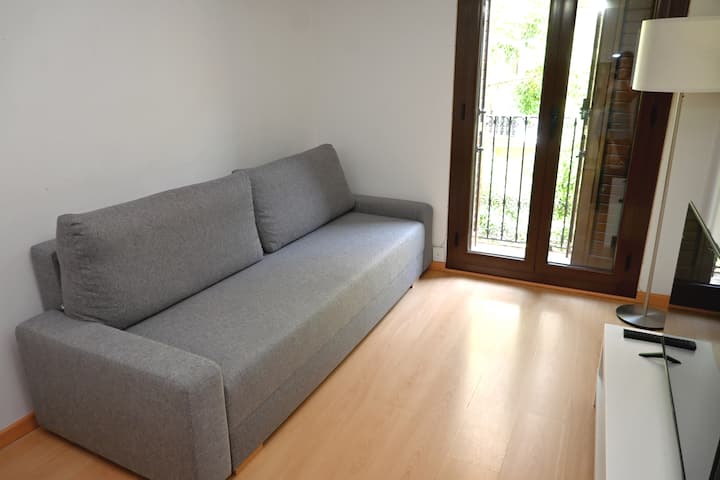 Homenfun Barcelona Hospital Clínic Ll - Barcelona