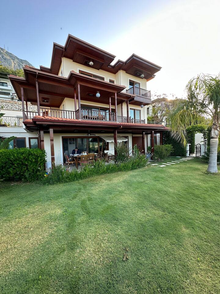 Villa Art Akyaka (1. Daire Havuz Başı) - Akyaka
