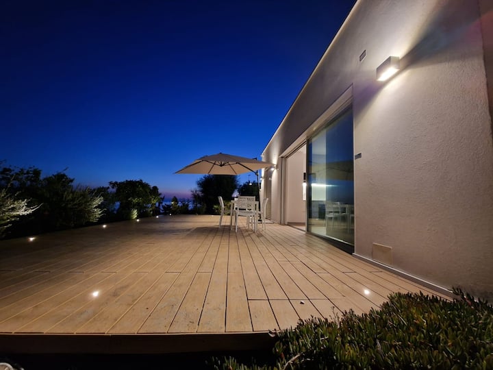 "Le Chic" Front Beach House - Follonica