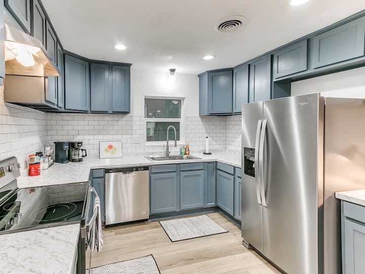 Medical District Downtown Home. King Size Bed. - Bricktown - Oklahoma City