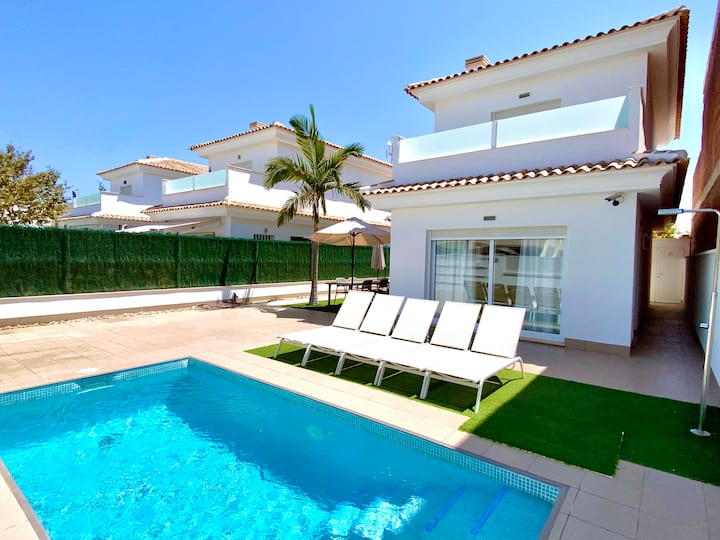 Villa Con Piscina Privada En San Pedro Del Pinatar - Pilar de la Horadada