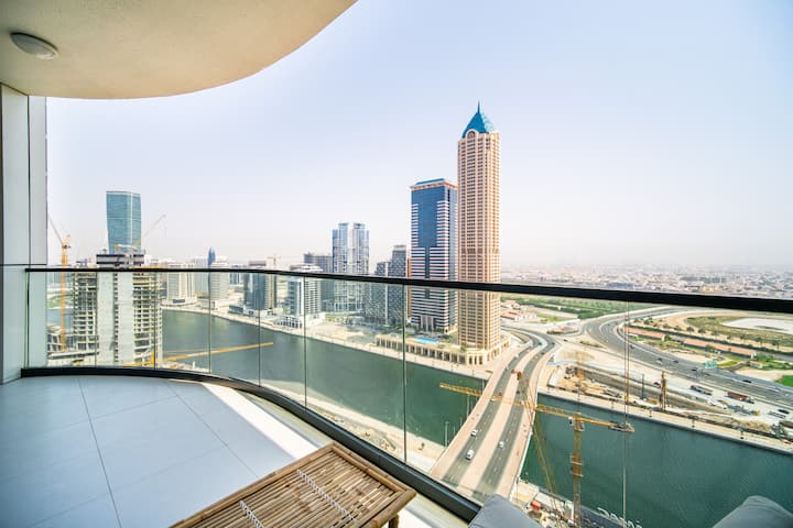 Elegant Escapes - Lavish 1b,dubai Water Canal View - Dubái