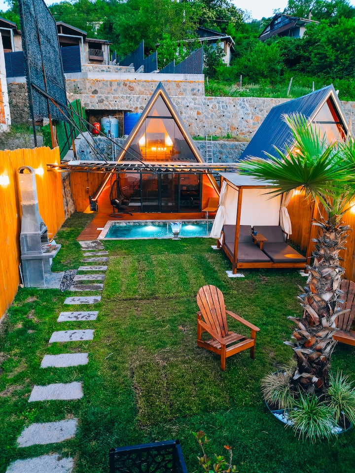 Bungorise İKiz 1
Isıtma Havuzlu
Manzara Sapanca - Sapanca