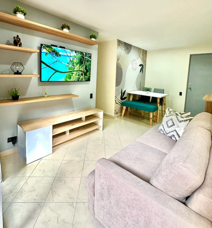 Newly Remodeled Apt With A Great View Of Medellin - Medellín