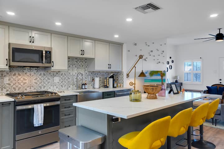 Downtown Ua - Private Modern Desert Oasis W Hottub - Tucson, AZ