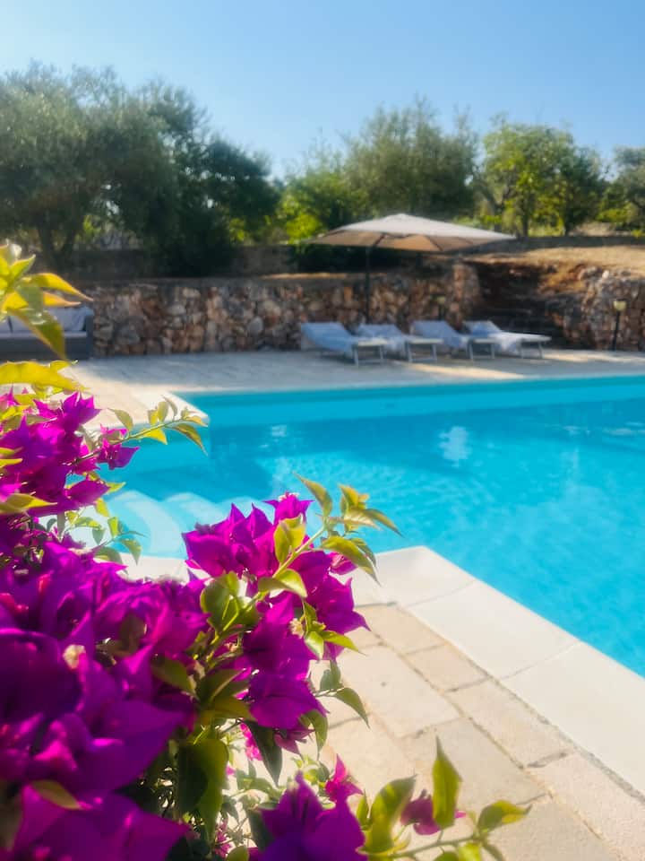 Casa Fiorella: Villa Ensoleillée Avec Piscine - Fasano