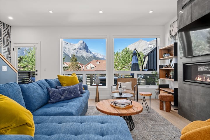 Epic Mountainview | Private Hottub | 15mins >Banff - Canada