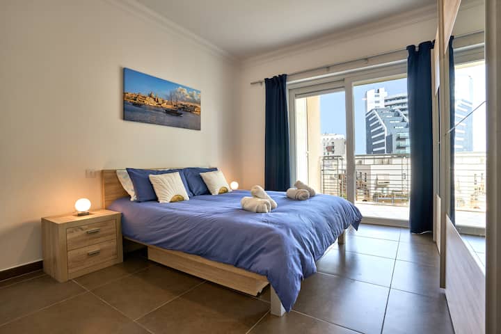 Fortcambridge 2br, Pool, Terrace - Málta