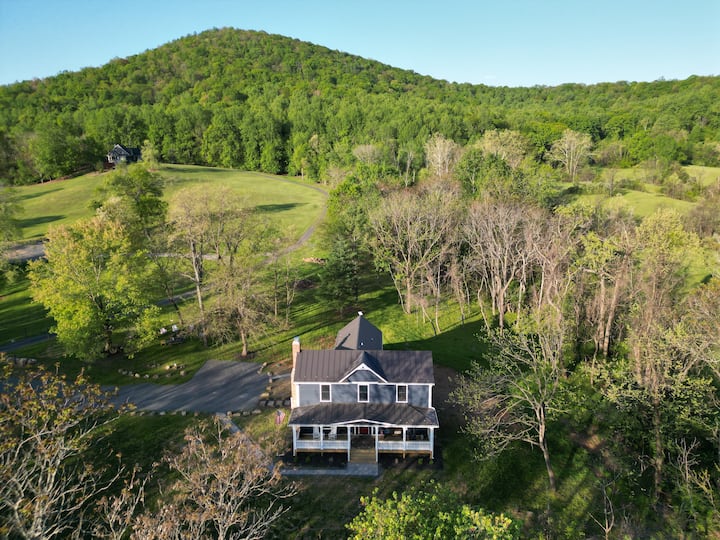 Cobbler Mountain Revival/walk 2 Cobbler Mt Cellers - Marshall, VA