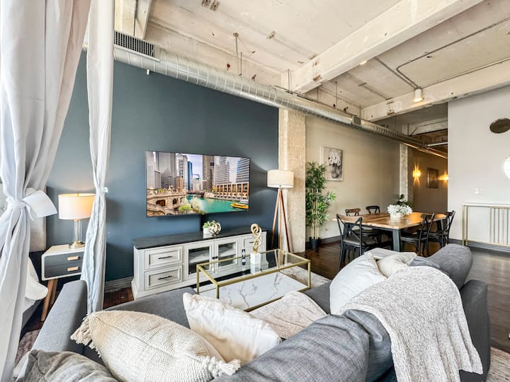 Luxury 3bd | Dt Dallas | Sleeps 18 | Free Parking - Dallas, TX