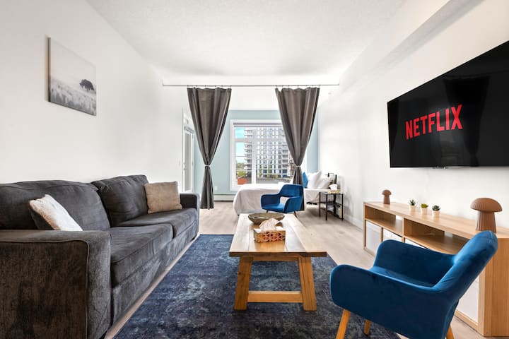 Luxe Downtown Retreat W/ 2 Free Parking! - Calgary