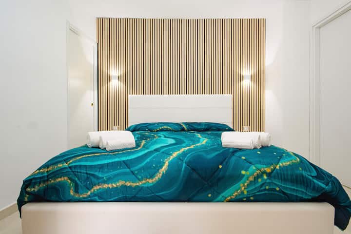 Cavahome 2 | Apt/center/metro/wifi/air-conditioned - Nápoles