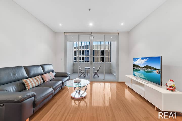 M5| 1 Min To Mascot Station 2 Free Parking Spaces - Sydney