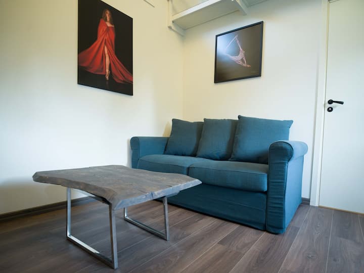 Guest House By The Lake. - Göteborg Landvetter Airport (GOT)