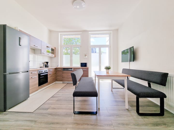 Raj Living - 3 Rooms - Balcony - 15 Min Messe Dus - Düsseldorf