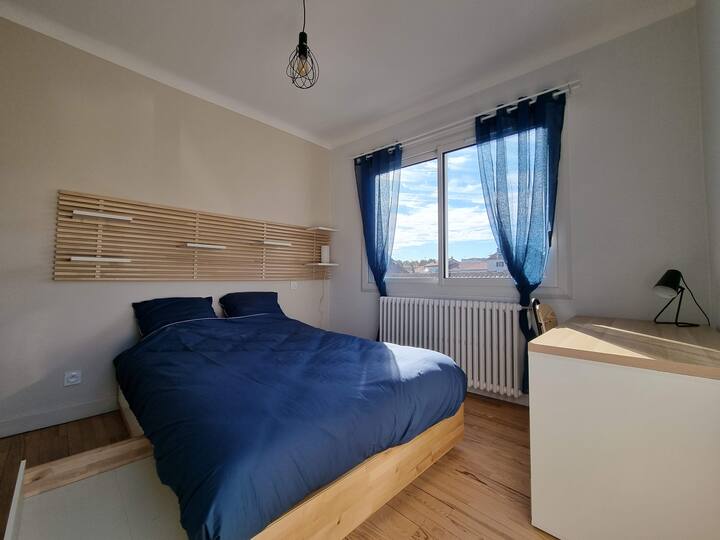 Chambre Double, Sdb, Salon, Cuisine - Agen