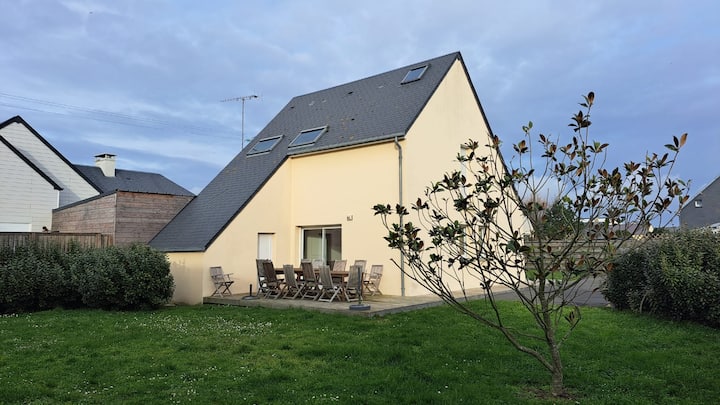 Gîte Très Familial
Plage à 600m
9 à 14 Pers - Jersey