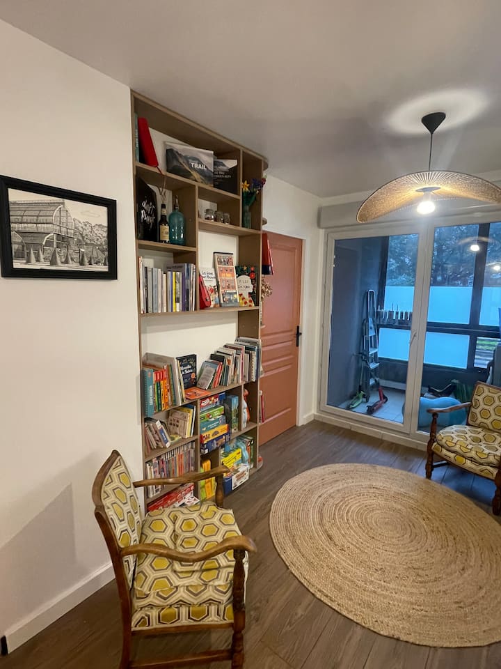 Appartement Cosy 2 Min Place Jean Macé - リヨン