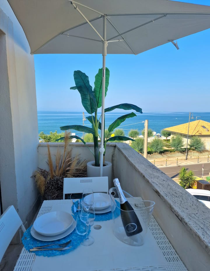Cerry's Apartment -Seaside- Fronte Mare Al Centro - Torino di Sangro