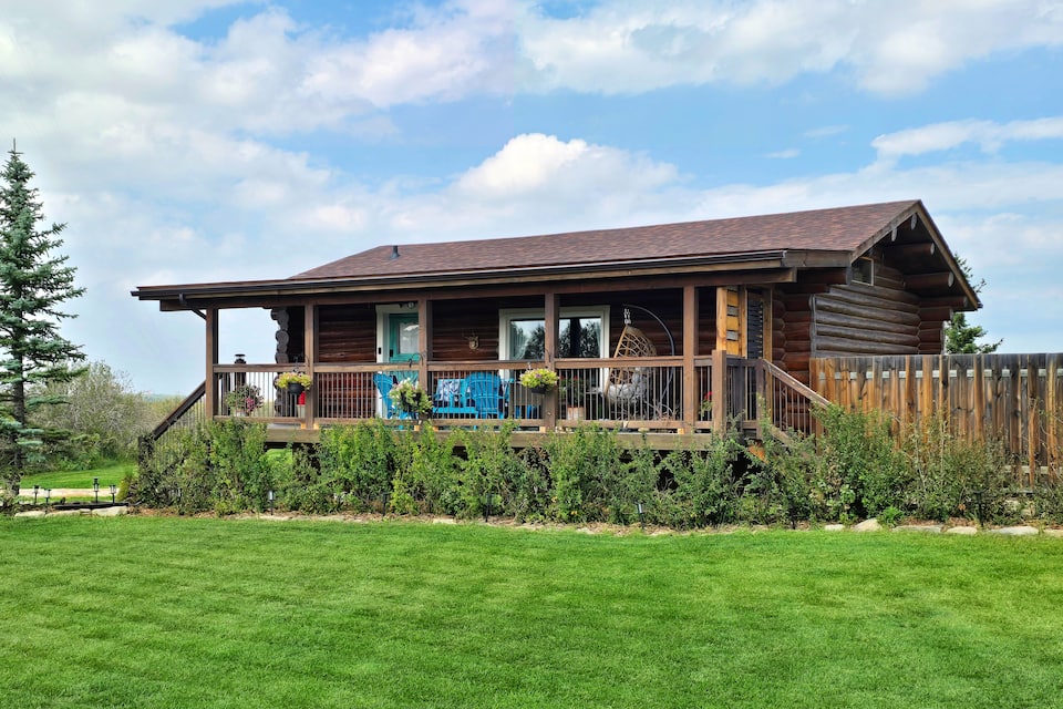 Calgary Metropolitan Area Cabin Vacation Rentals - Alberta, Canada | Airbnb