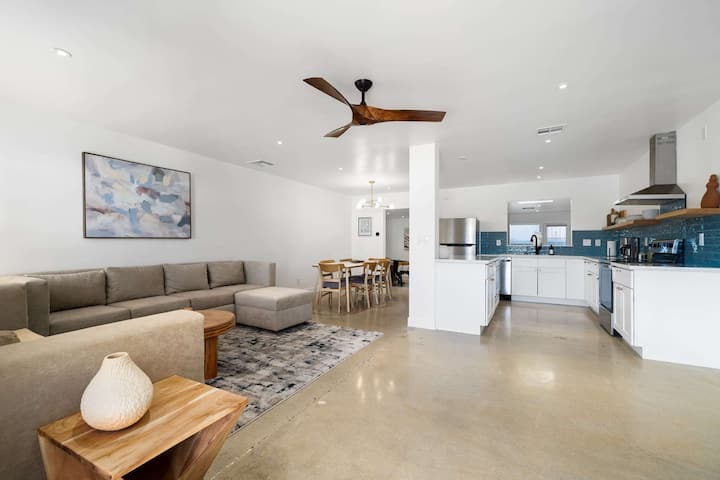 3 Bd | Walk To Downtown Jt Shops - Joshua Tree, CA