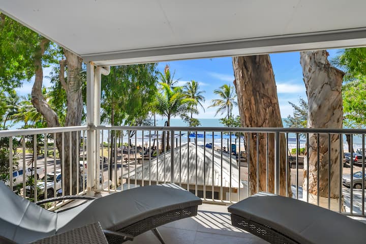 Ocean Outlook—absolute Beachfront Studio - Cairns
