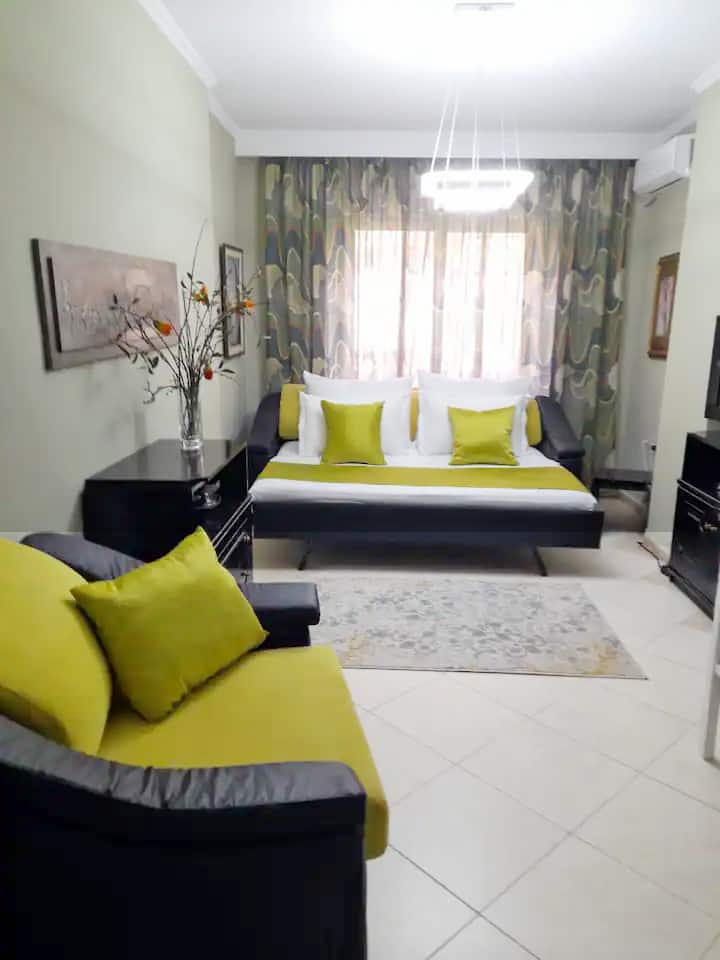 Spacious Apartment Tirana Heart Long Stay Discount - Tirana