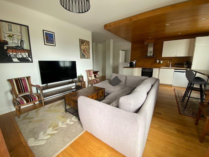 Appartement De Charme Au Centre-ville Avec Balcon - Annecy