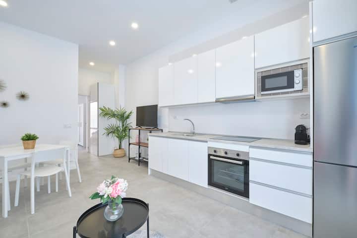 Hermoso Nuevo Apt Madrid - Adolfo Suárez Madrid–Barajas Airport (MAD)