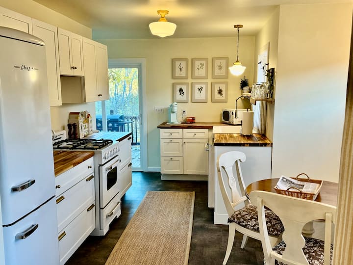 A Cozy Cottage - Sinnemahoning State Park, Austin