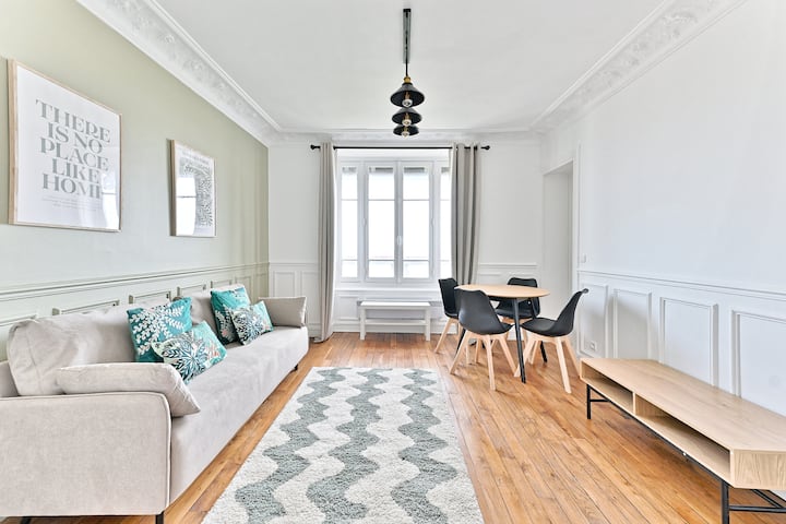 Appartement Vue Sur Tour Eiffel Defense - Suresnes