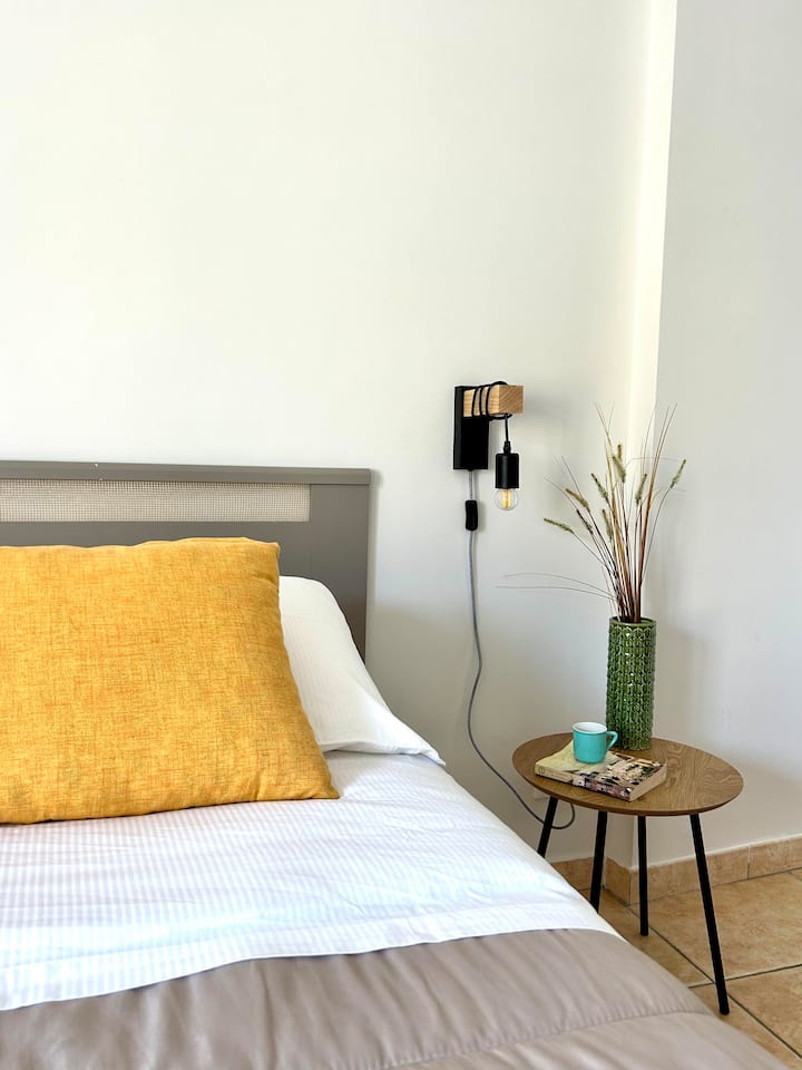 Vitalenta1: Sea View Room_porto Di Sciacca - Sciacca